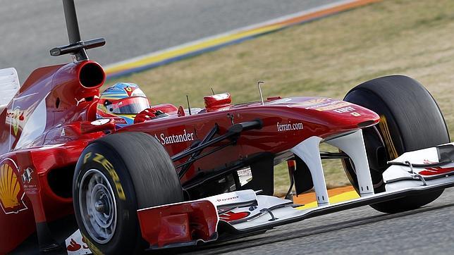 Ferrari aclara que su monoplaza se llama F150th Italia