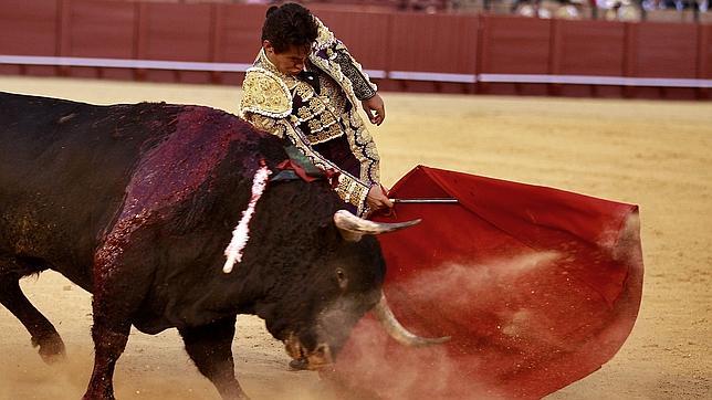 Cuando hay que torear al toro y al viento