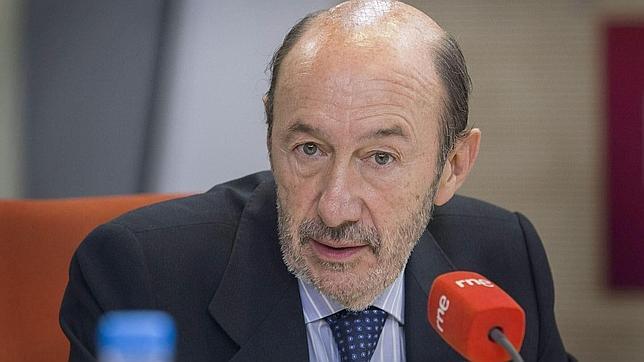 Rubalcaba, a los editores: «No se metan en el lío de cambiar libros de ...