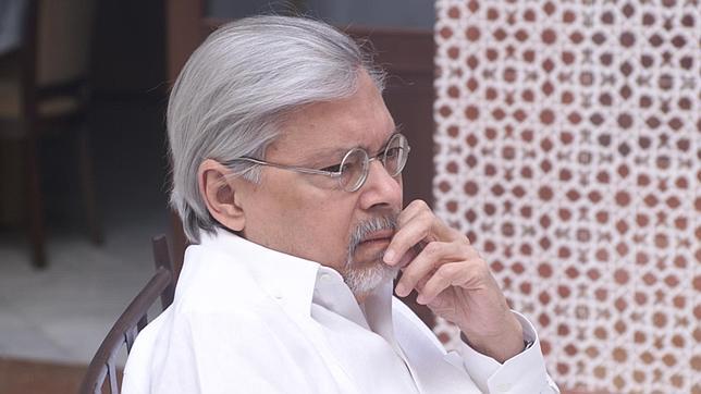 «Mapa dibujado por un espía»: un manuscrito inacabado de Cabrera Infante