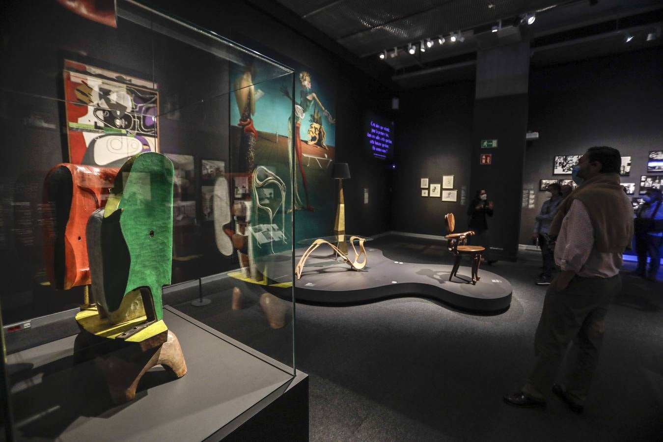 Las imágenes de la exposición 'Objetos de deseo' en CaixaForum Sevilla
