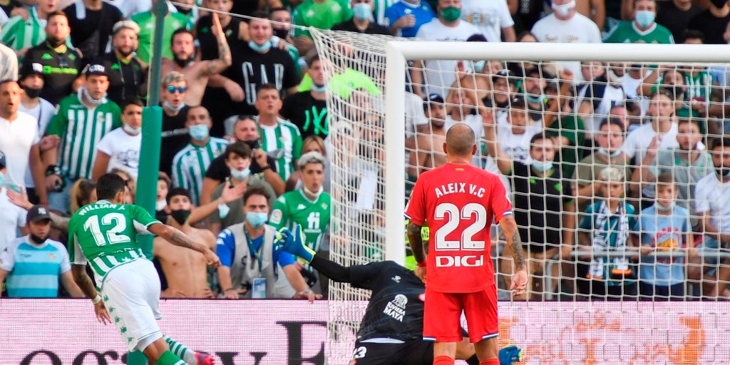 La guinda de Soto Grado en el acta del Betis - Espanyol: le da el gol de Willian José a Pedrosa