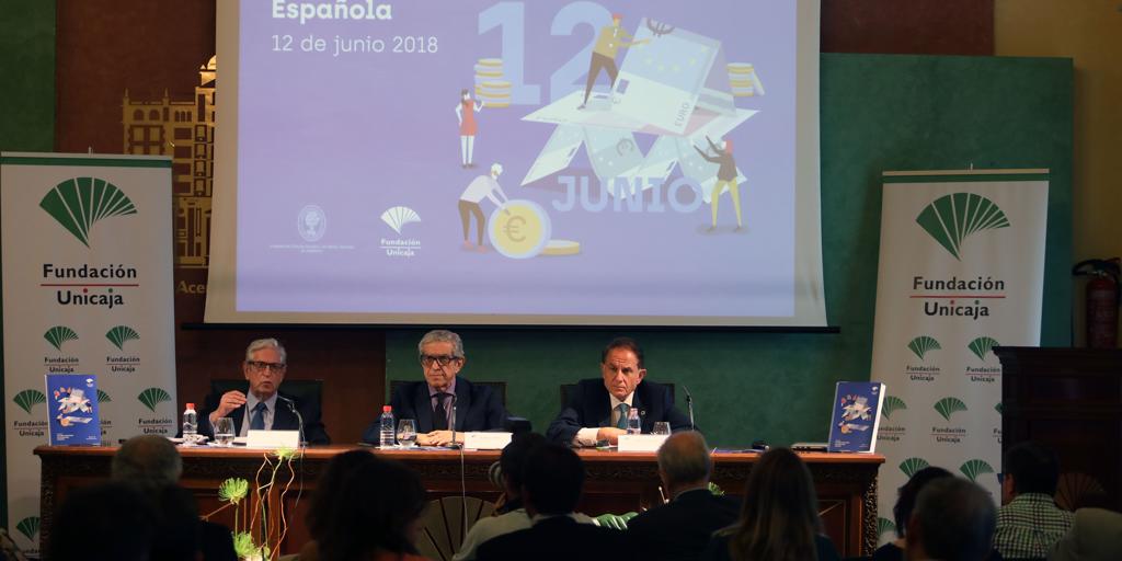 Medel insta a los partidos a definir su programa económico con urgencia