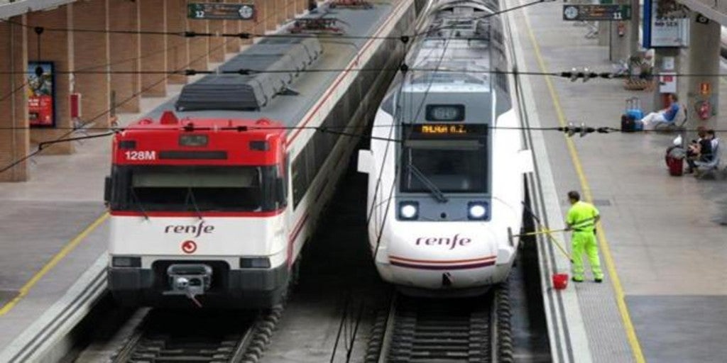 Renfe reduce un 25% los servicios de media distancia de Andalucía por ...