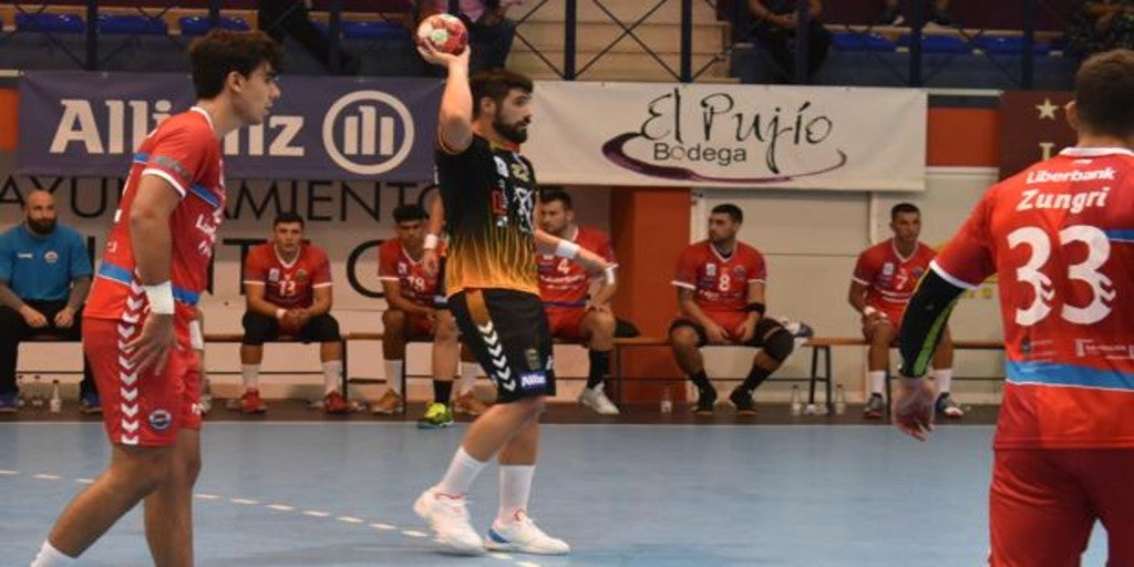 Los jugadores del Ángel Ximénez David Estepa y Javi García, convocados ...