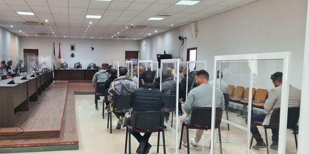 Copas, fiestas, cocaína y chicas, las prebendas de Isco Tejón a tres ...