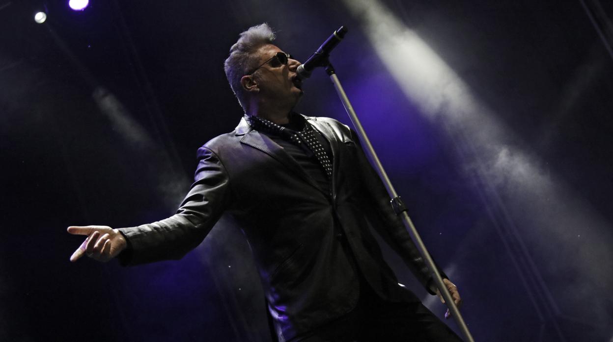 Loquillo en Sevilla: la cuadratura circular de una «rockstar» de leyenda