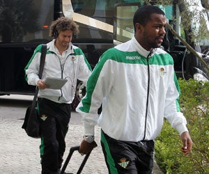 Pabón supera a Robert da Pinho