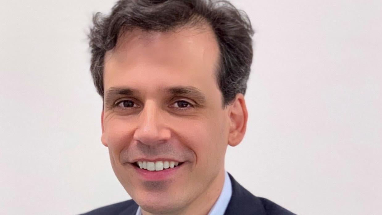 Rafael Alcaide, nuevo director territorial de Vodafone en Andalucía y ...