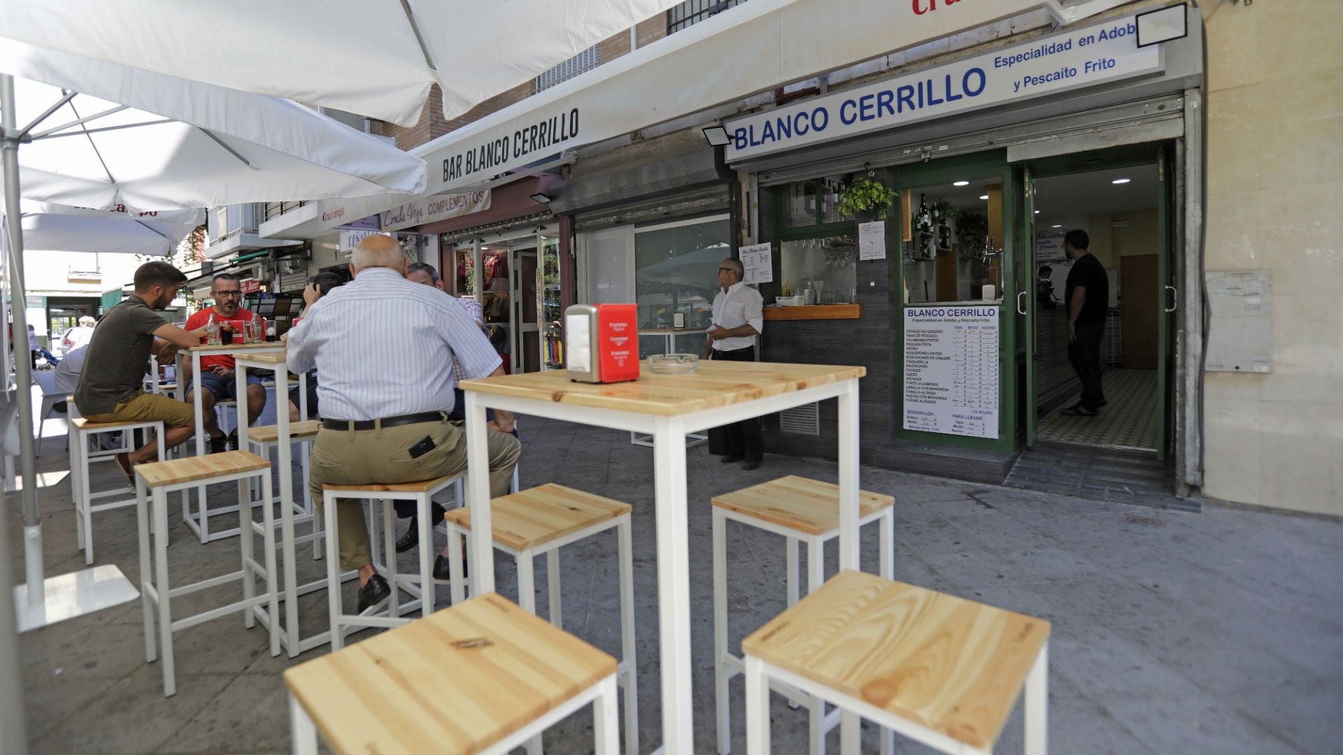 Apertura: Blanco Cerrillo abre en Triana