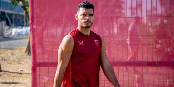 Se encarrila la salida de Rekik a Oriente Medio