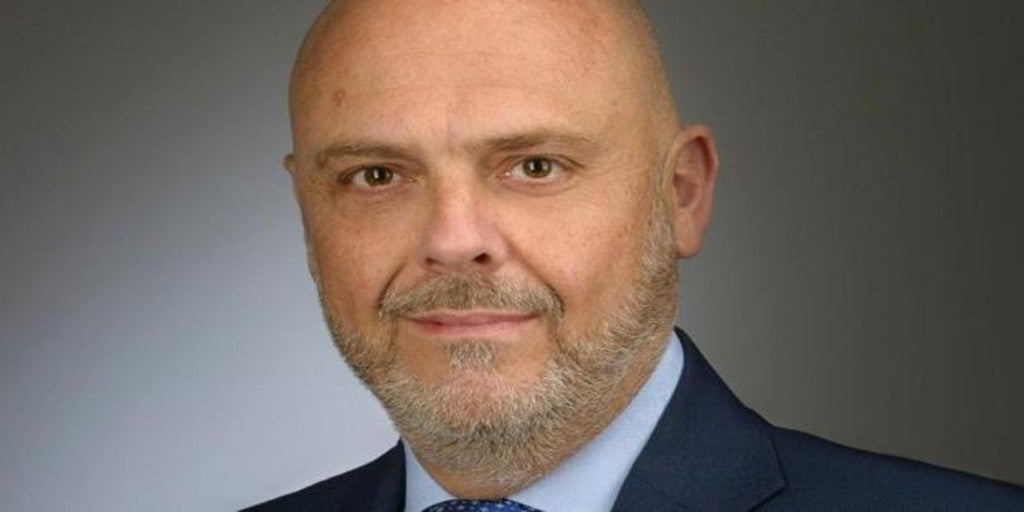 Sergio Sopeña, reelegido hermano mayor de la Esperanza de Triana