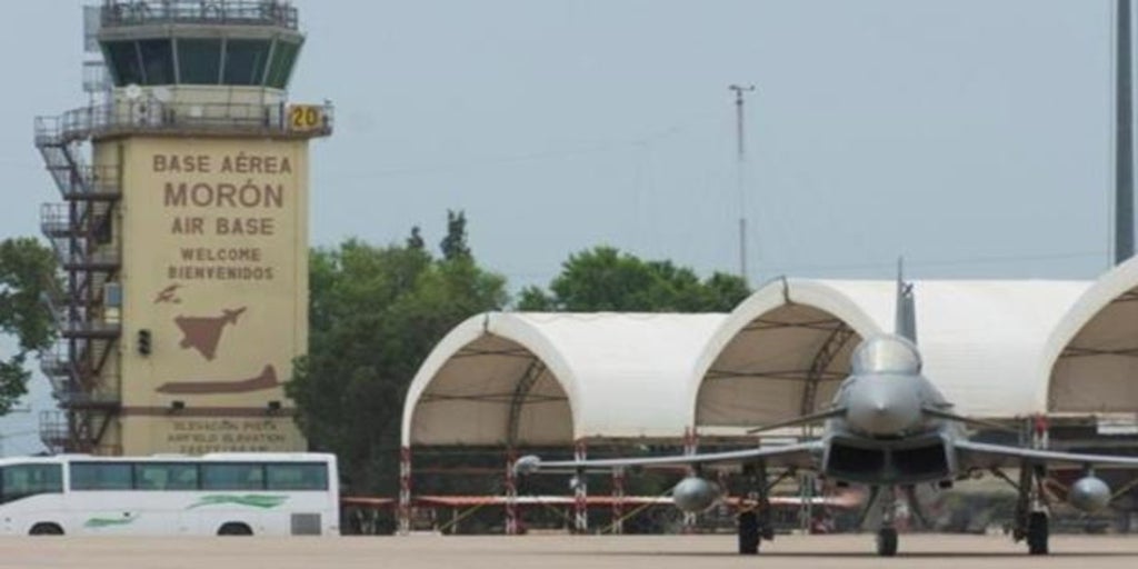 La plantilla de la base de Morón se reúne con Exteriores y pide ...