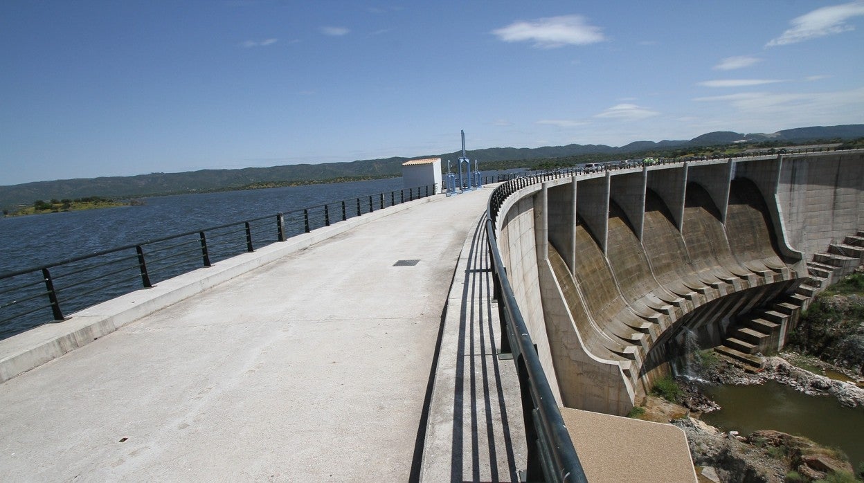 Las últimas lluvias dejan los embalses de Sevilla al 52 por ciento de ...