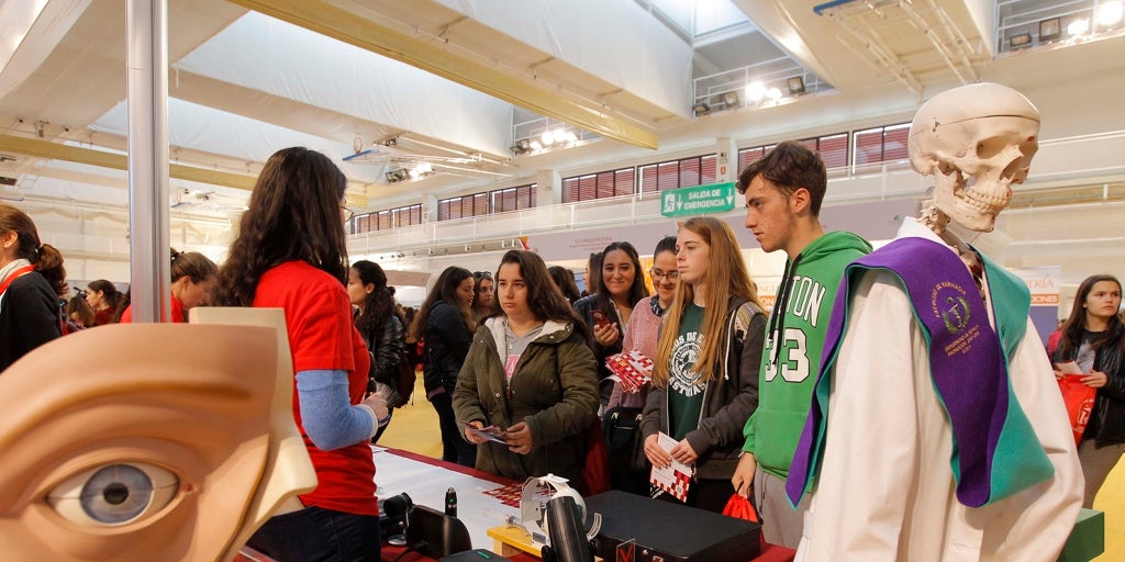 El Salón del Estudiante vuelve a celebrarse de forma presencial en Sevilla