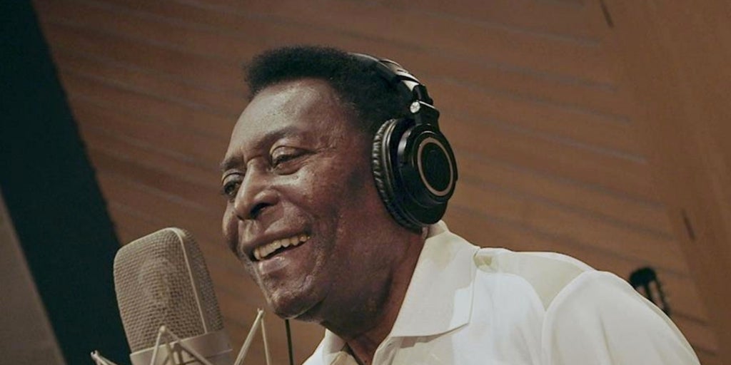 Pelé, el rey del fútbol que sabía cantar y componer canciones