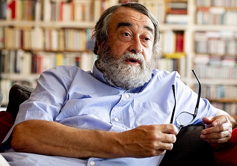 Pedro García Cuartango: «Hay un mundo mágico cercano al nuestro que no ...