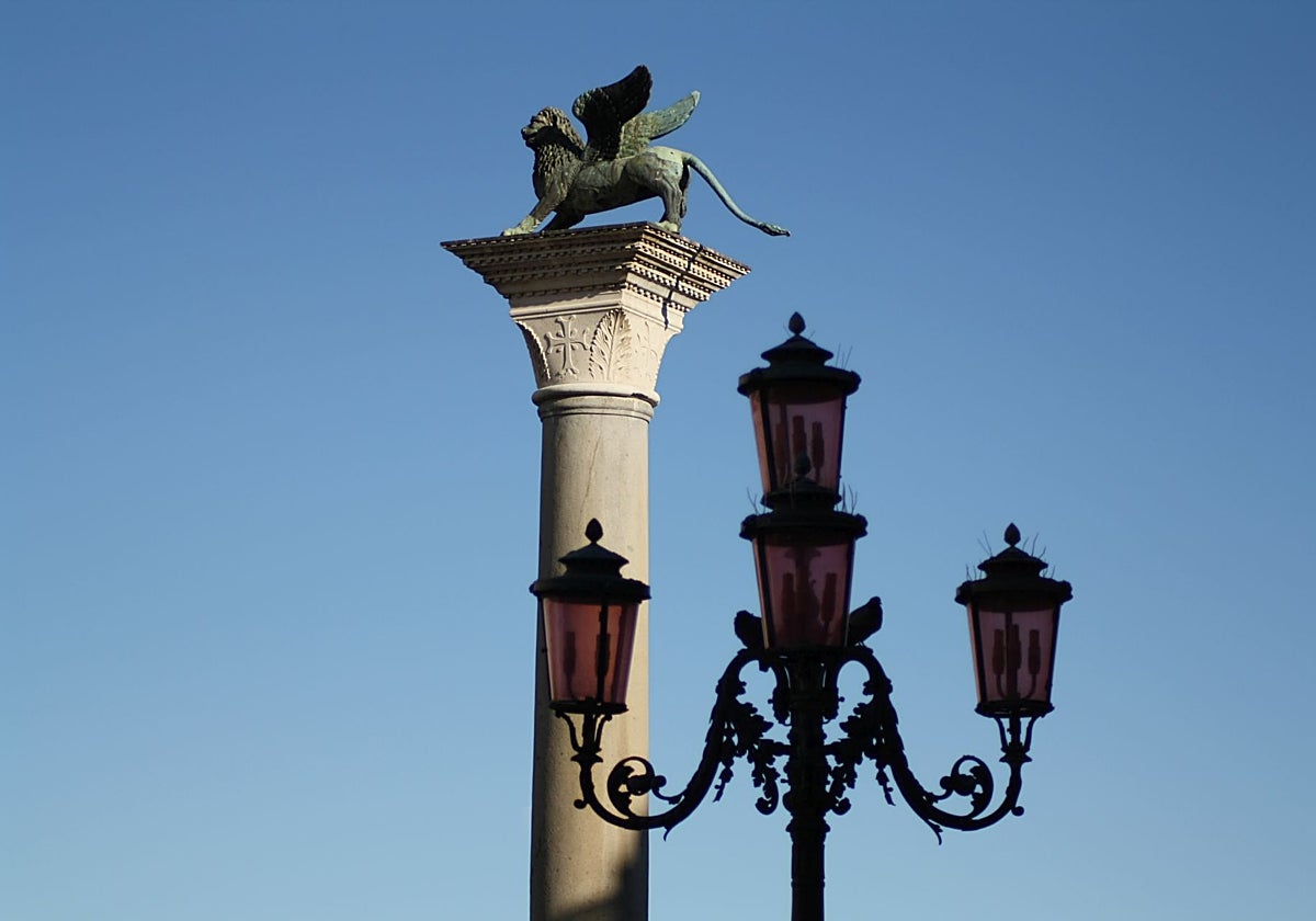 El león de San Marcos, símbolo de Venecia, vino de China en tiempos de ...