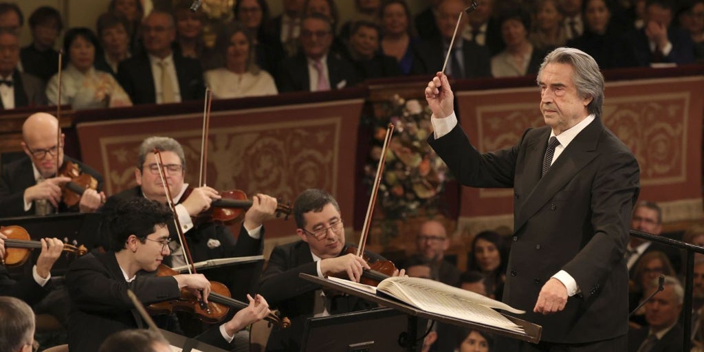 Riccardo Muti revient au concert du Nouvel An la grandeur du bon vieux temps - Nouvelles Du Monde