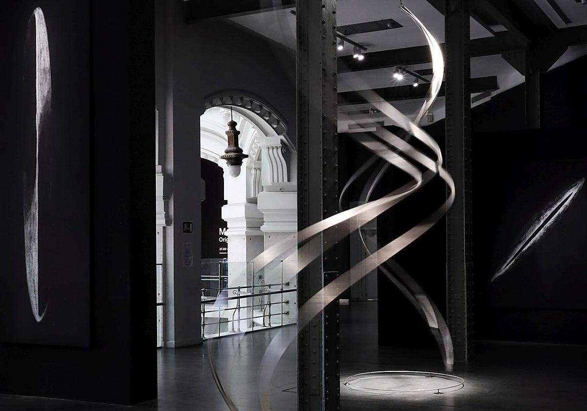 'Origen', de Mar Solis, en CentroCentro: la Física como una de las ...