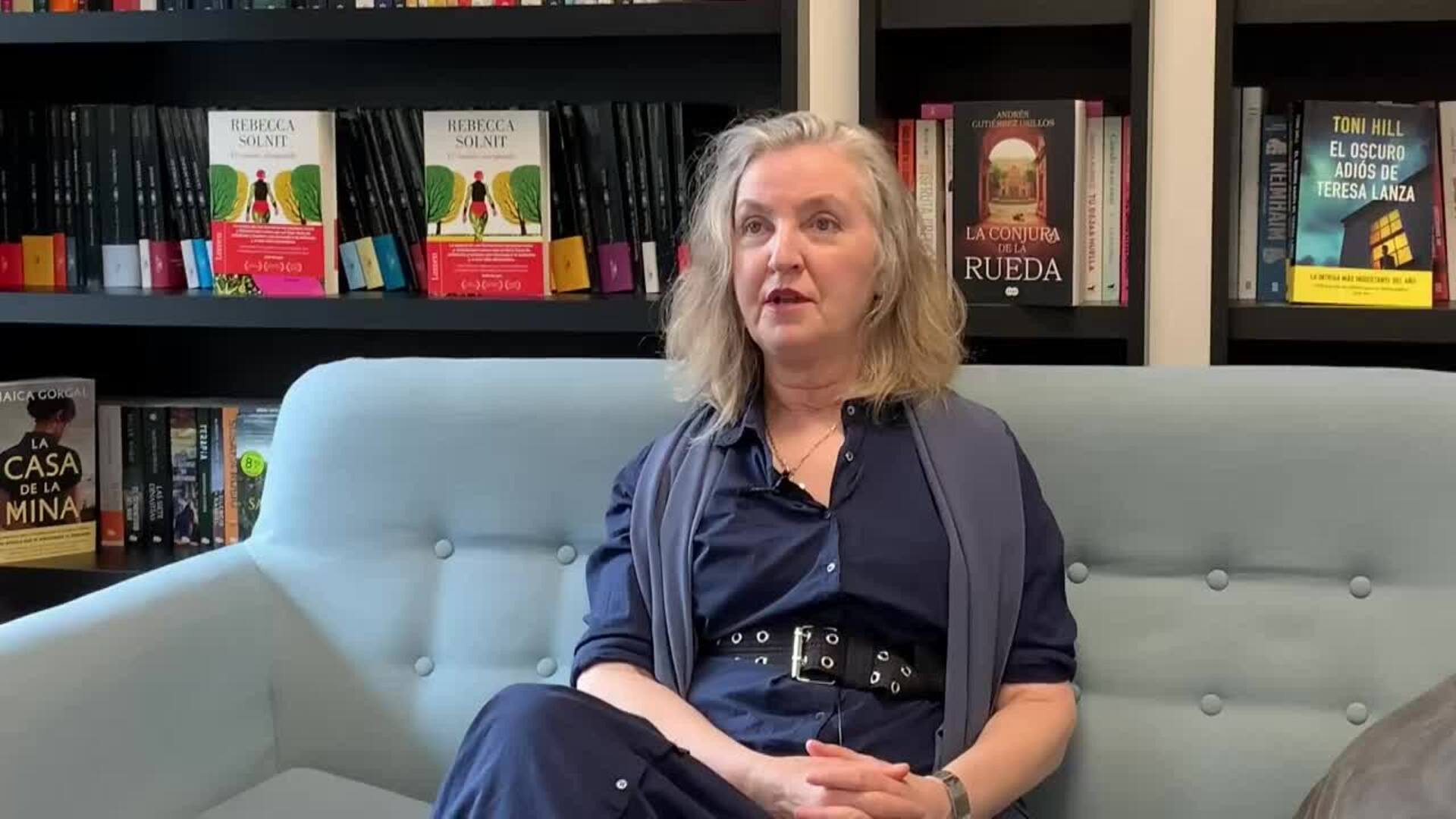 Rebecca Solnit: "Aunque en Europa no se vea, en EE.UU. hay mucha ...