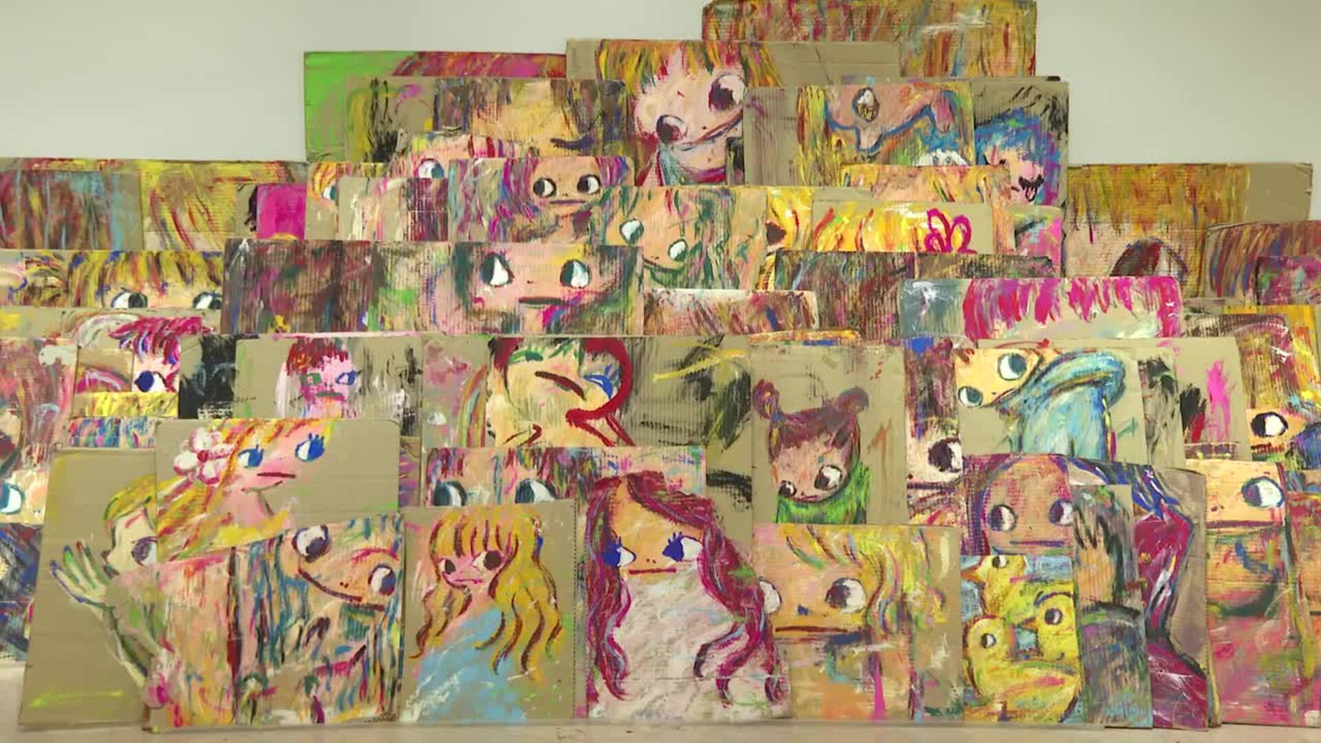 El Thyssen acoge los lienzos pintados con los dedos de la artista japonesa Ayako Rokkaku