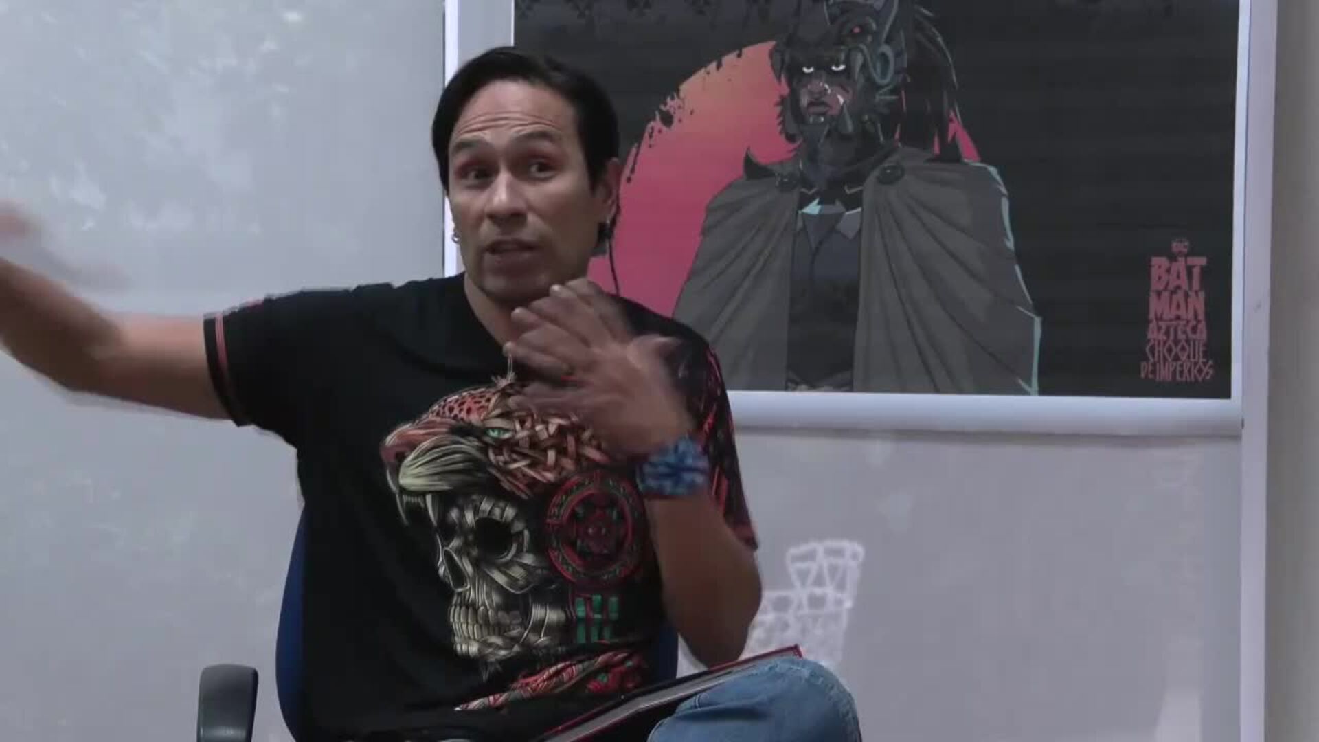 El actor que da voz a Batman Azteca expresa la importancia de honrar un ...