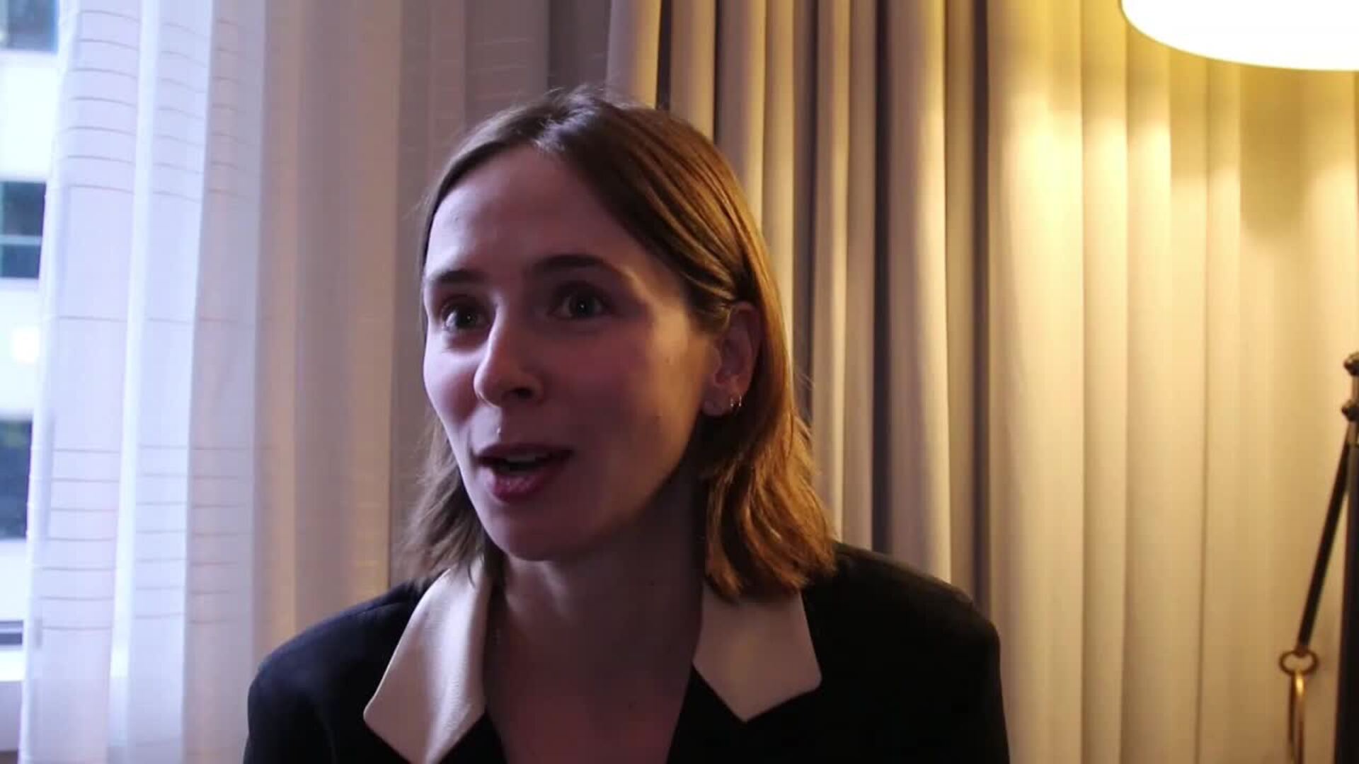 Lucía Aleñar y Zoe Stein estrenan en el Festival de Toronto el ...