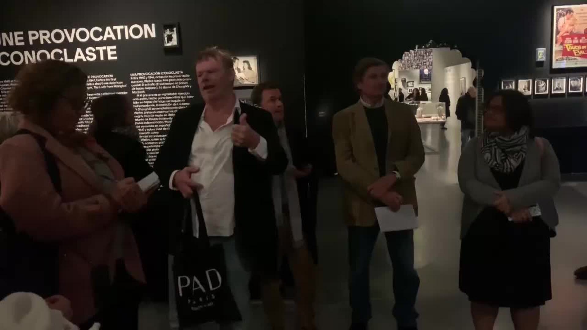 París exhibe al Orson Welles más polifacético