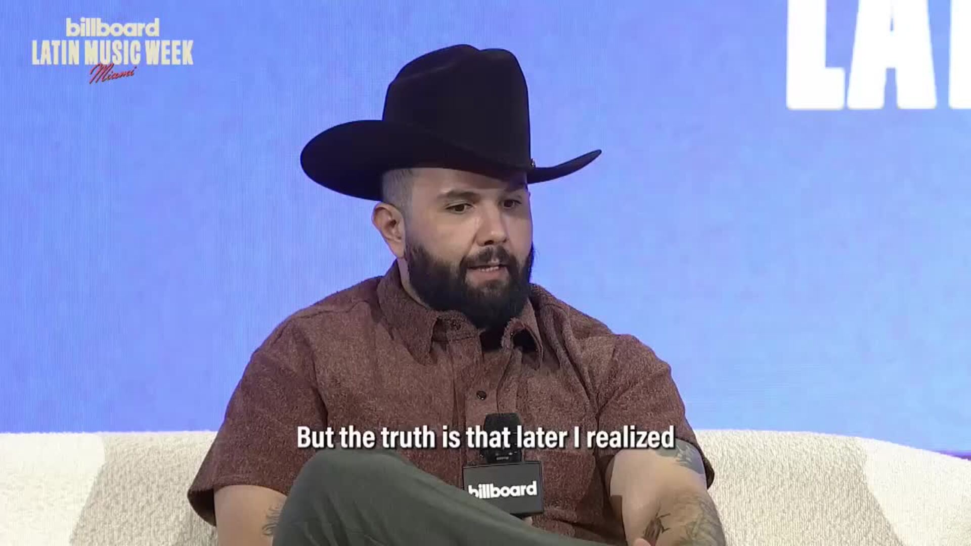 El mexicano Carín León lanzará un álbum de música country tras "pisar ...