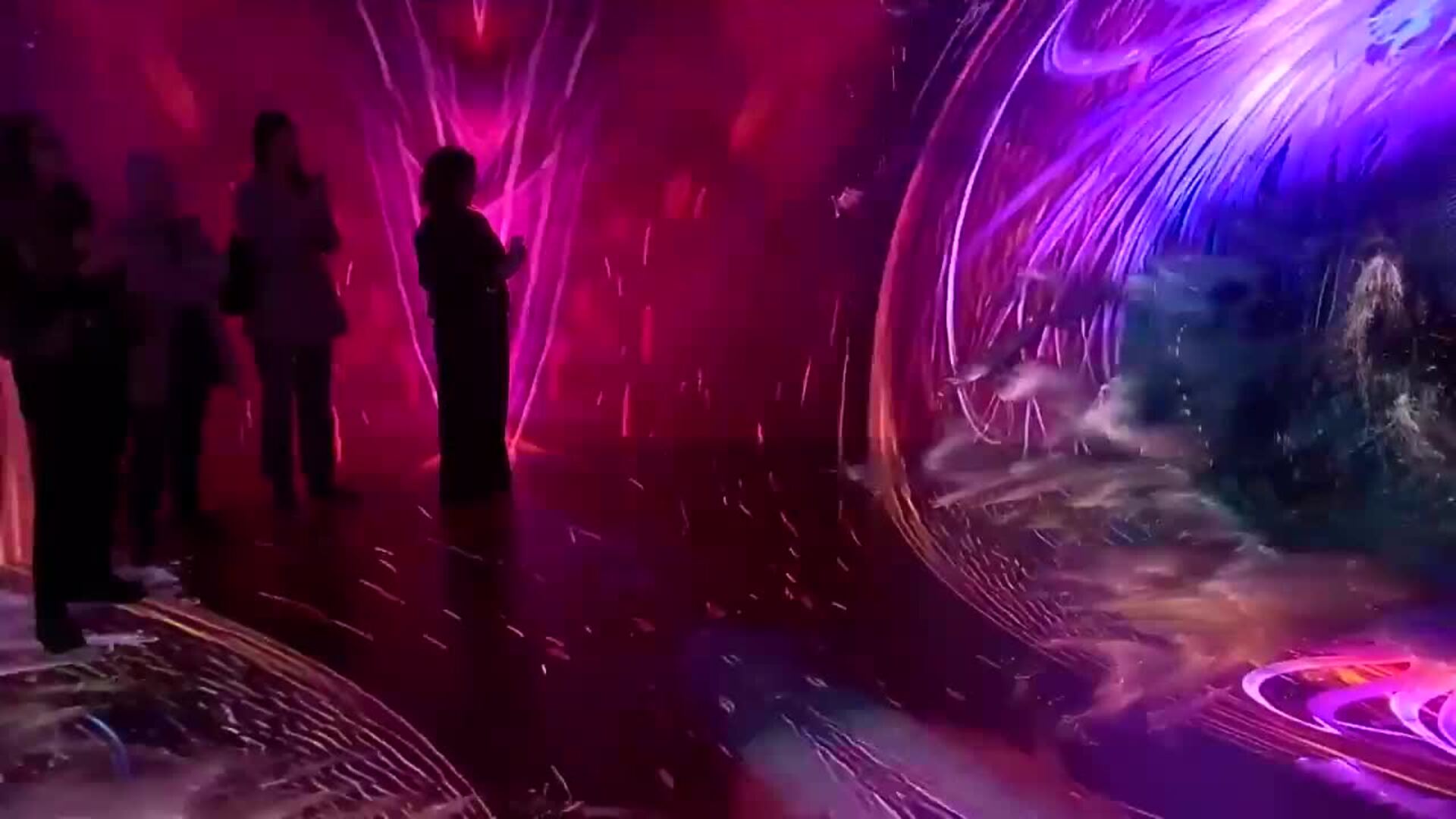 Arte digital inmersivo sumerge en el océano en Bellver, un recinto 360º ...