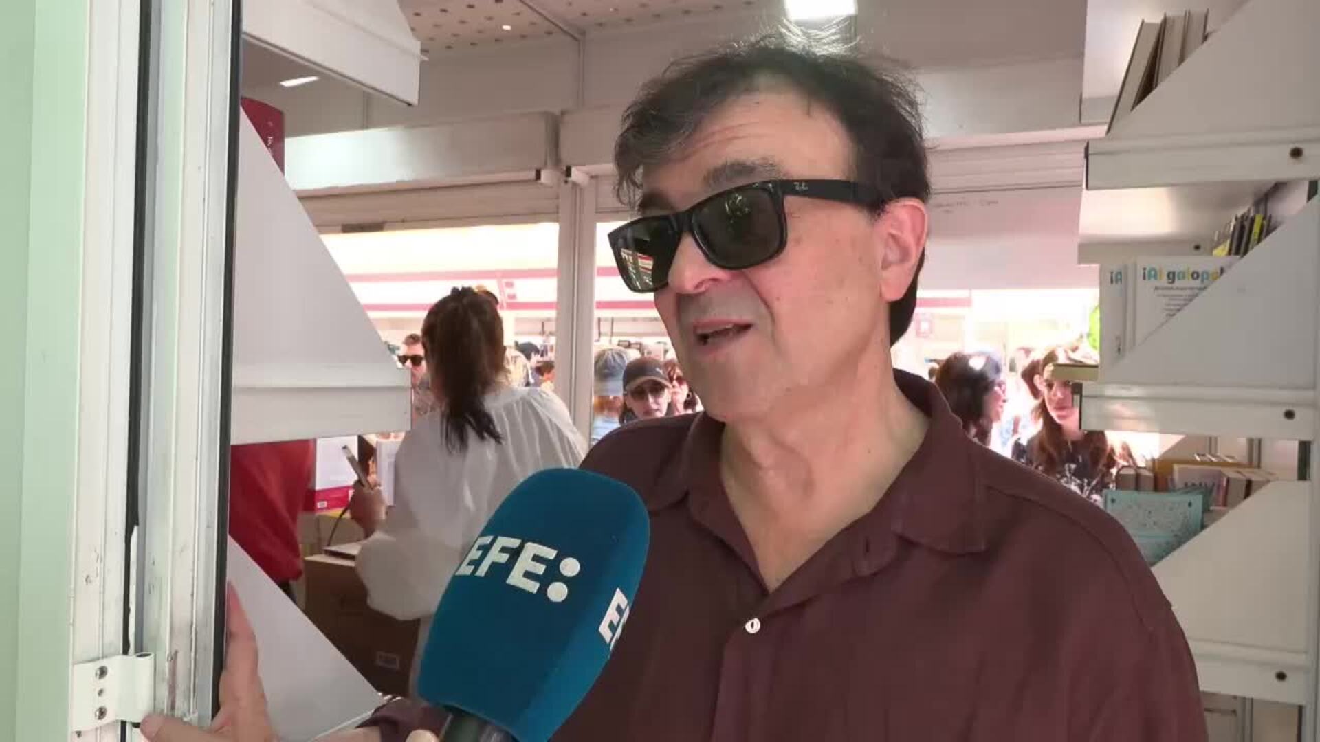 Javier Cercas: Normal que venga el Papa. Lo raro es que Francisco no ...
