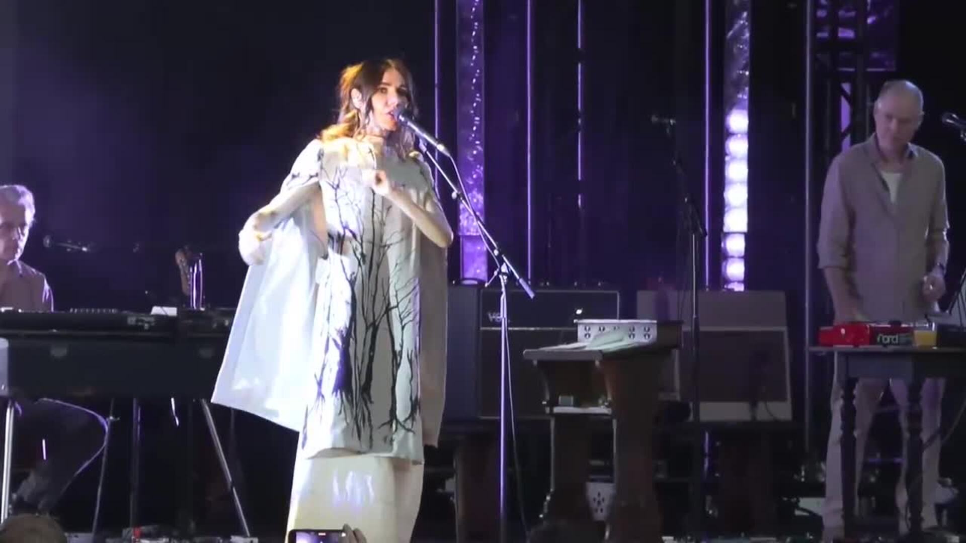 Concierto de la artista británica PJ Harvey en las Noches del Botánico