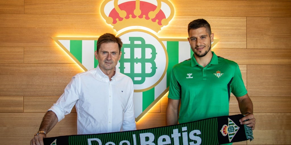 Roko Rogic sustituye a Dylan Frey para dar cabida a otro extracomunitario