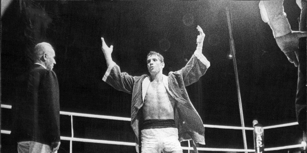 Perico Fernández, el boxeador que tocaba el piano y fue campeón del ...