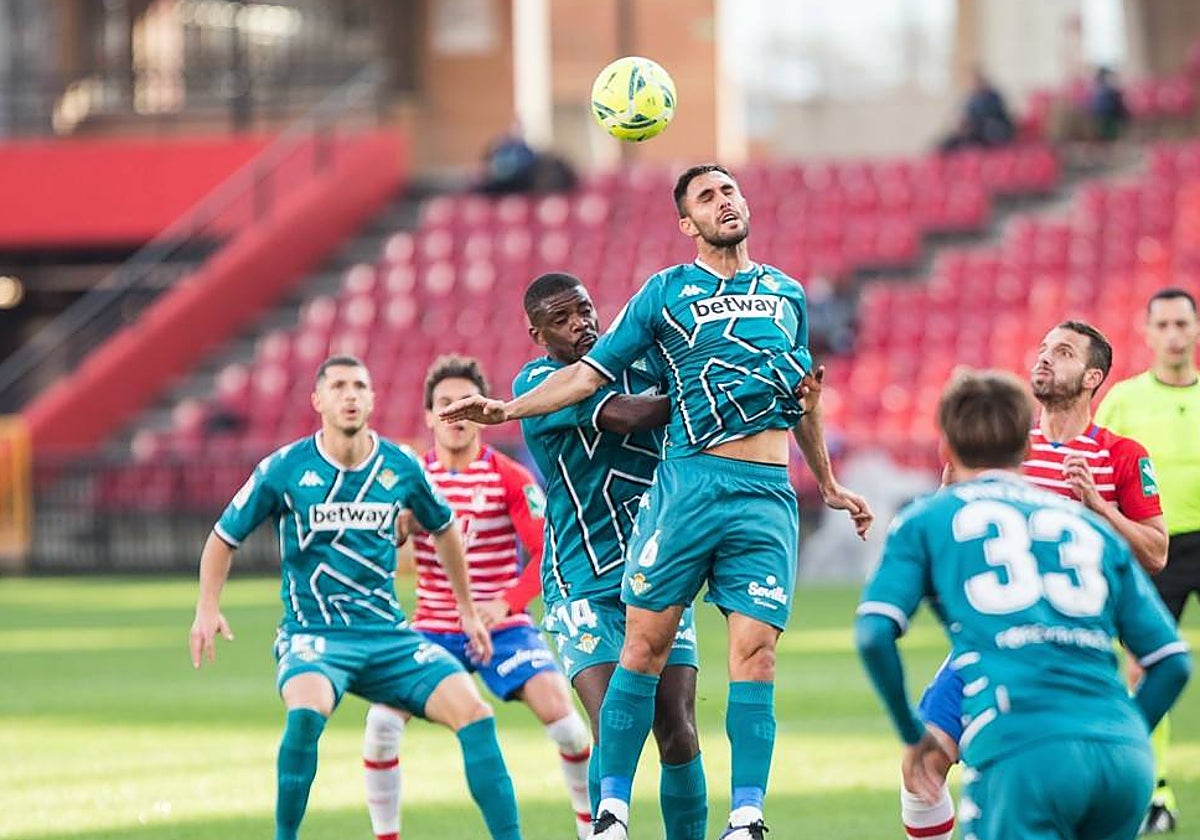 Cinco victorias en dieciséis partidos del Betis en Granada en Primera
