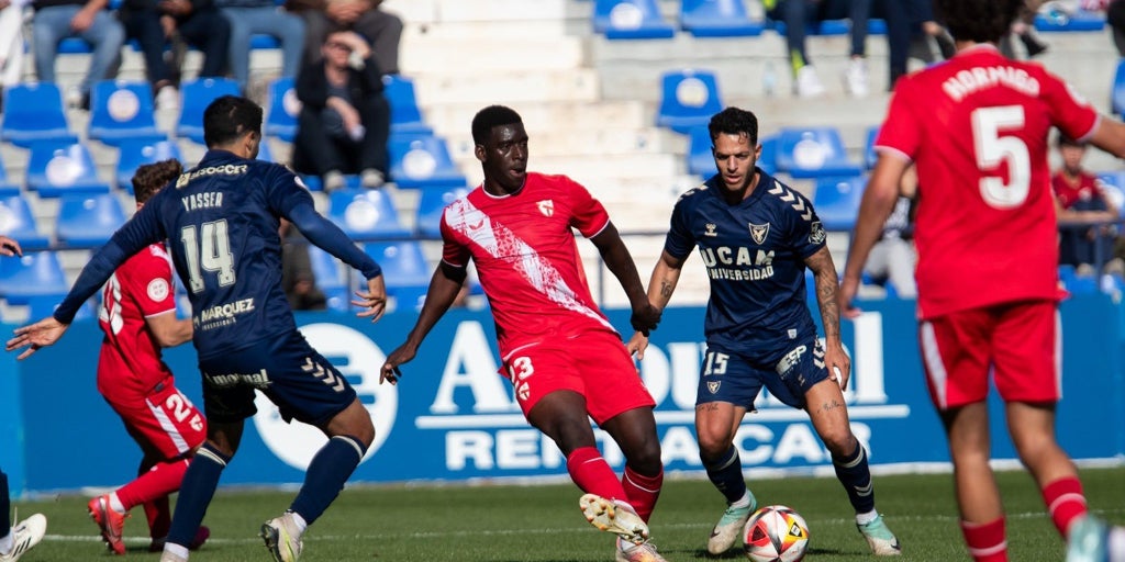 El Sevilla Atlético llegará a 2024 como líder (0-0)