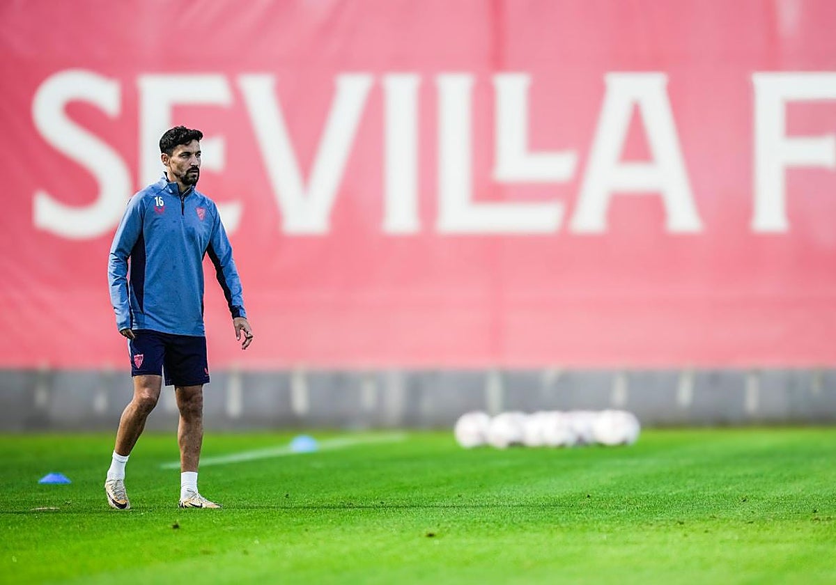 Jesús Navas concede un deseo más a tres sevillistas muy especiales
