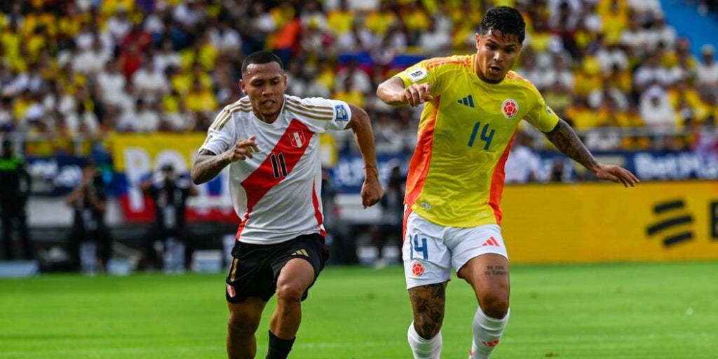 Cucho Hernández, titular en su regreso a la Selección Colombia