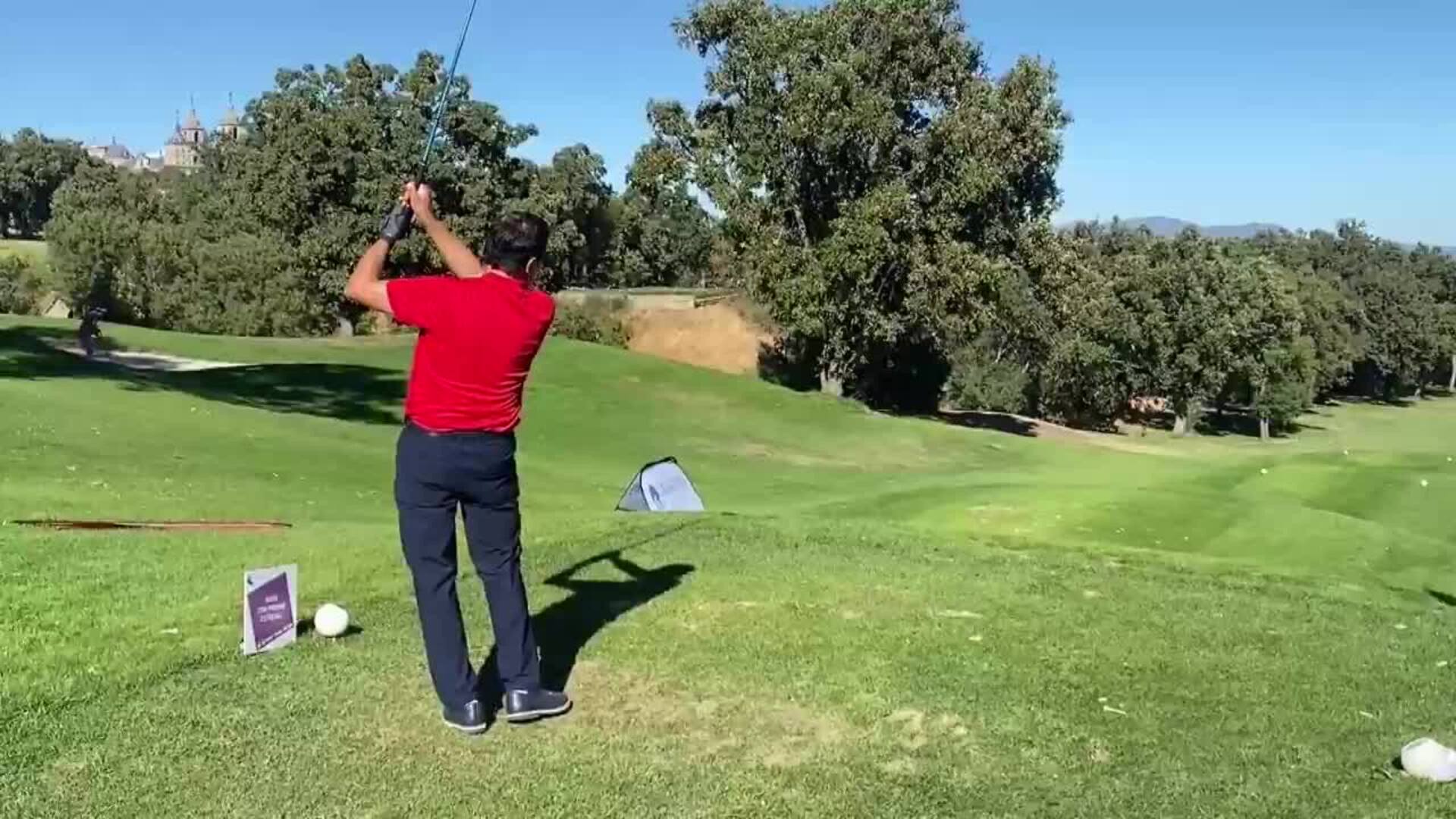 Bertoja pelada the instant Chanel swings open the portal I