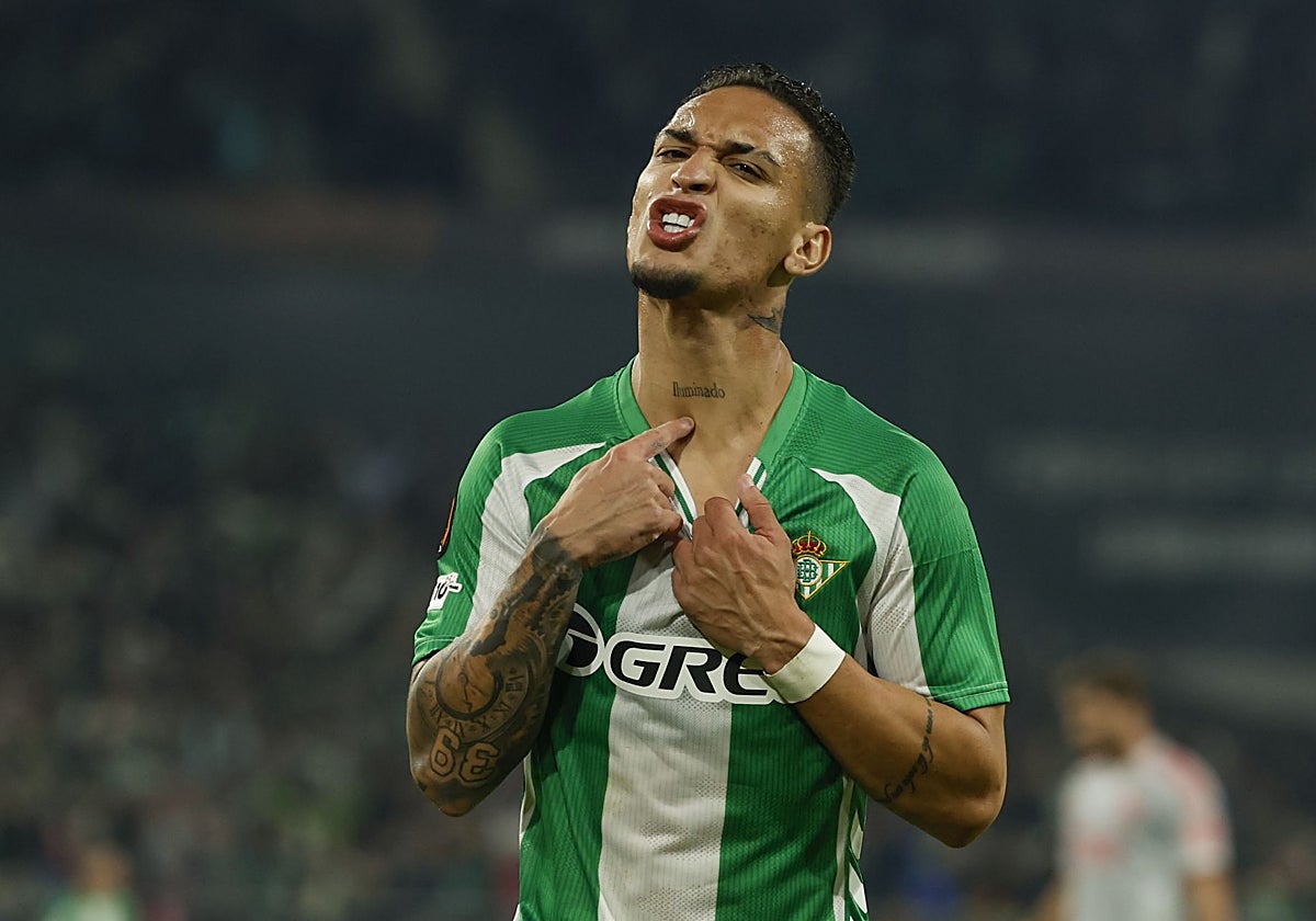 Antony: «Hay muy buenos extremos en la selección, voy a trabajar duro ...