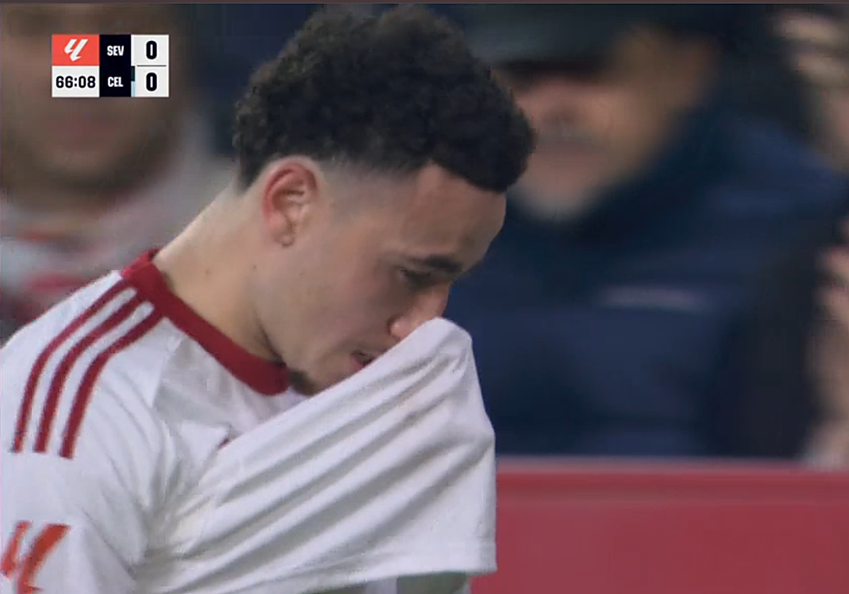 Rubén Vargas vuelve... y dura menos de diez minutos sobre el césped