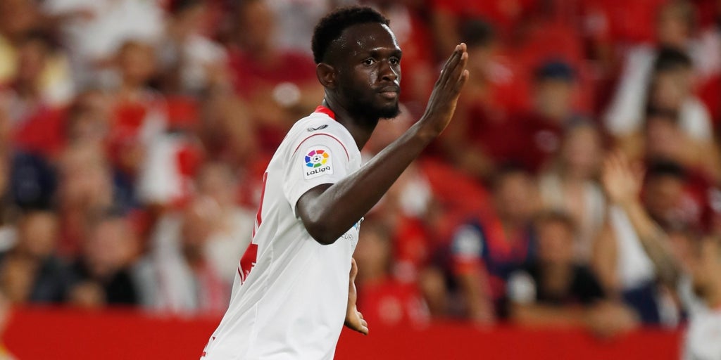 El Sevilla FC espera que el cambio de Nianzou se quede en un susto