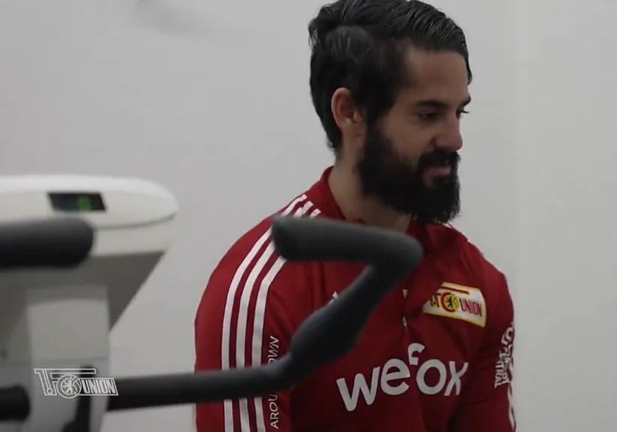 Isco Alarcón, un invitado sorpresa en el cumpleaños del Unión Berlín