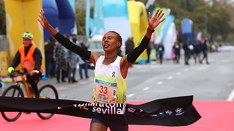 El francés Emmanuel Roudolff y la etíope Zeineba Yimer conquistan el ...