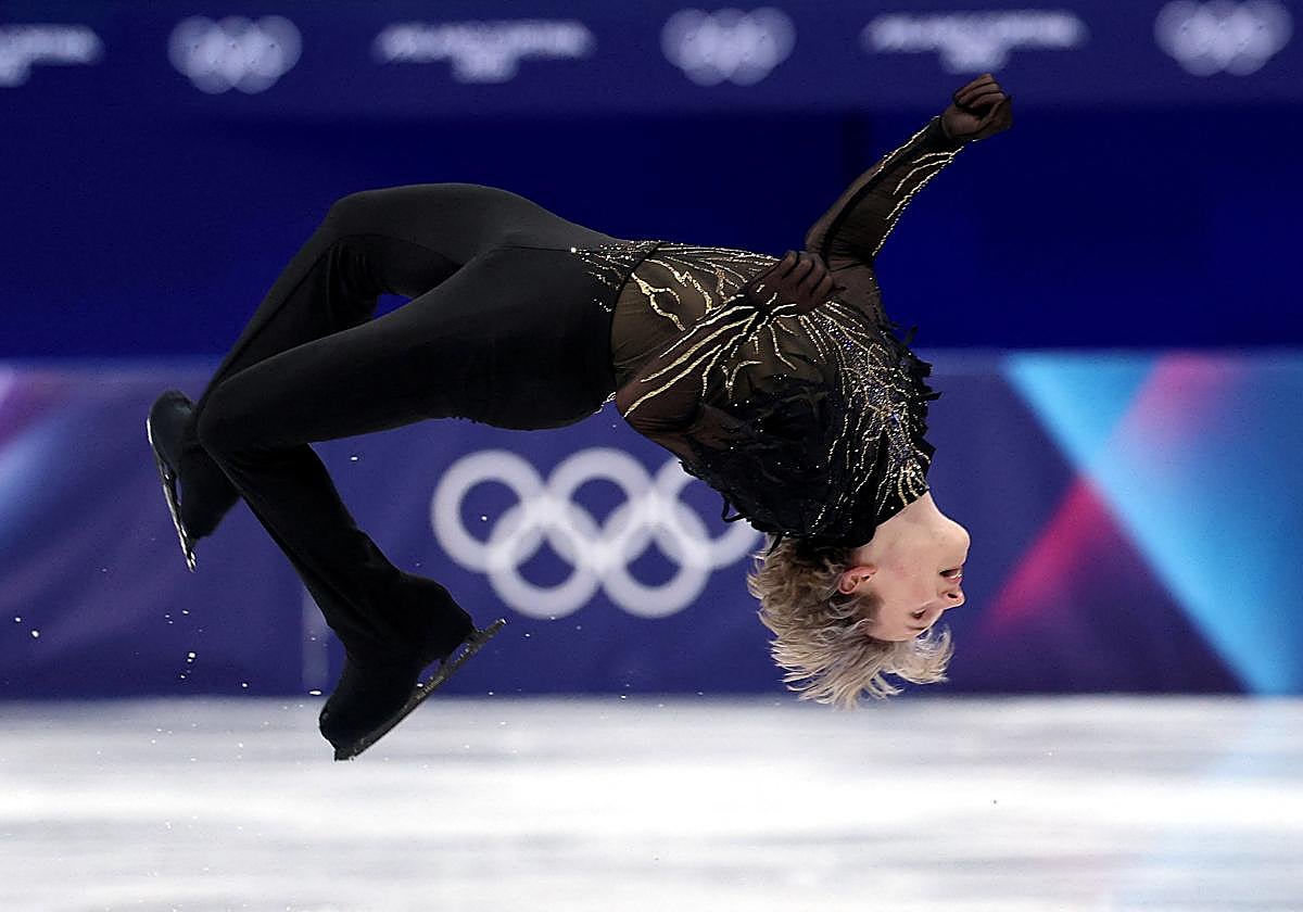 El 'backflip' de Ilia Malinin, la pirueta con la que todo el mundo ...
