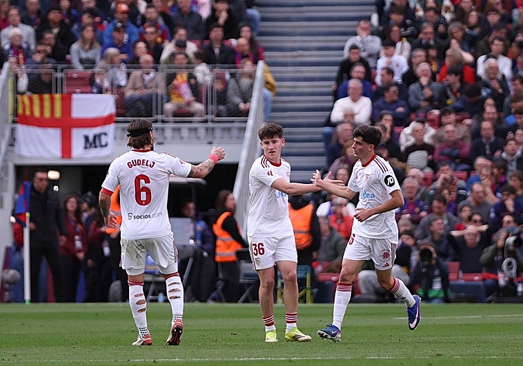 Barcelona - Sevilla, las notas de los jugadores: Sólo Oso dio la talla ...