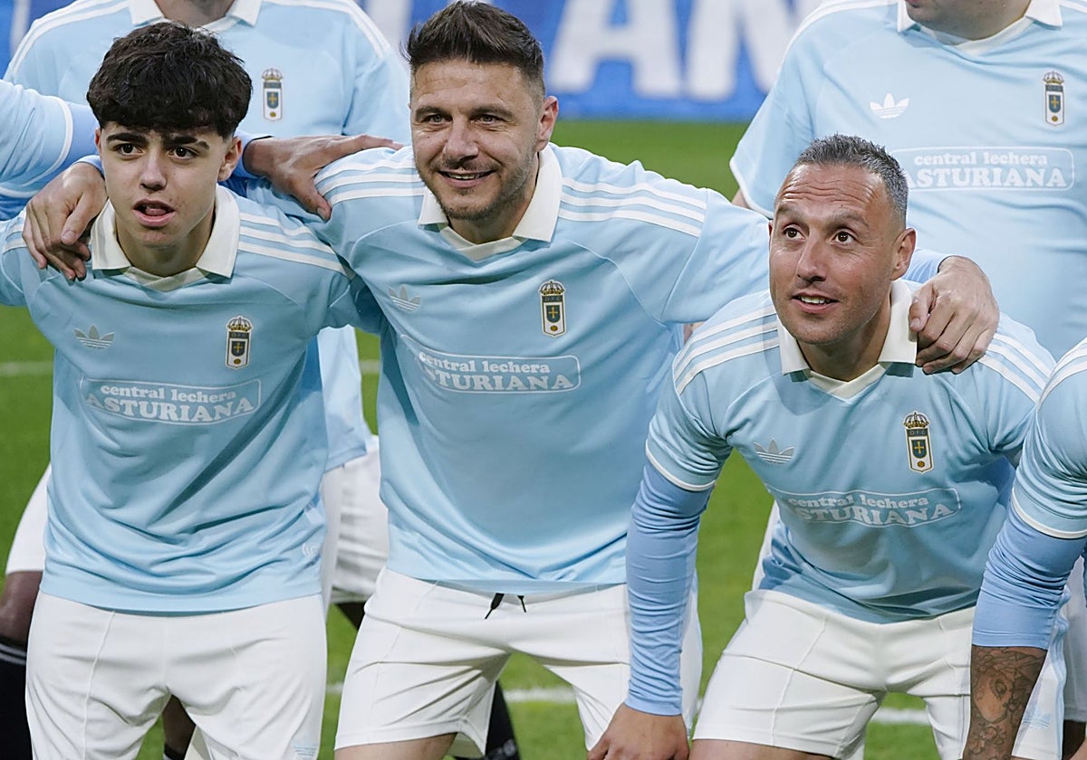 Joaquín hace las delicias del Tartiere en el partido del Centenario del ...