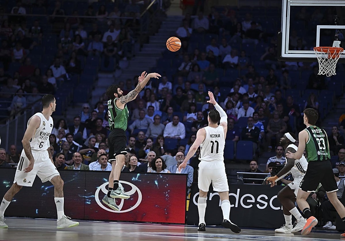 Ricky Rubio somete a un Real Madrid de 'bajitos'