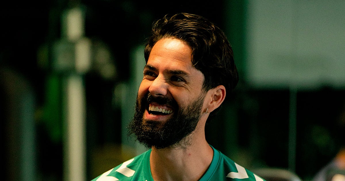 Isco finaliza sus jornadas de entrenamiento en la ciudad deportiva del ...